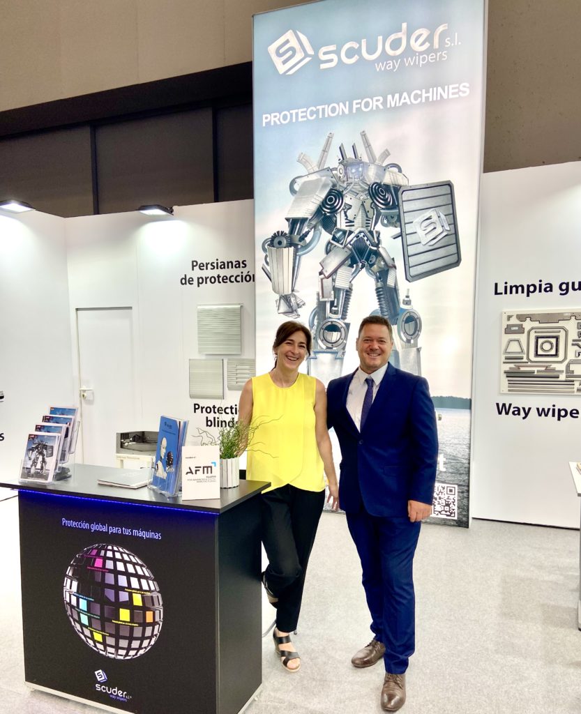 STAND DE SCUDER EN BIEMH - Scuder Way Wipers